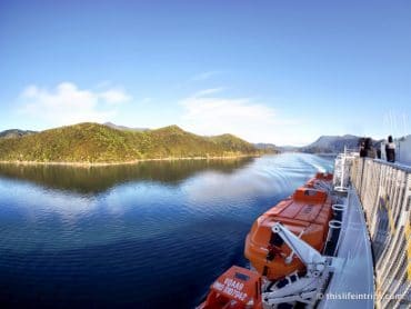 Crossing the Cook Strait in Style - Kaitaki Plus Lounge Review