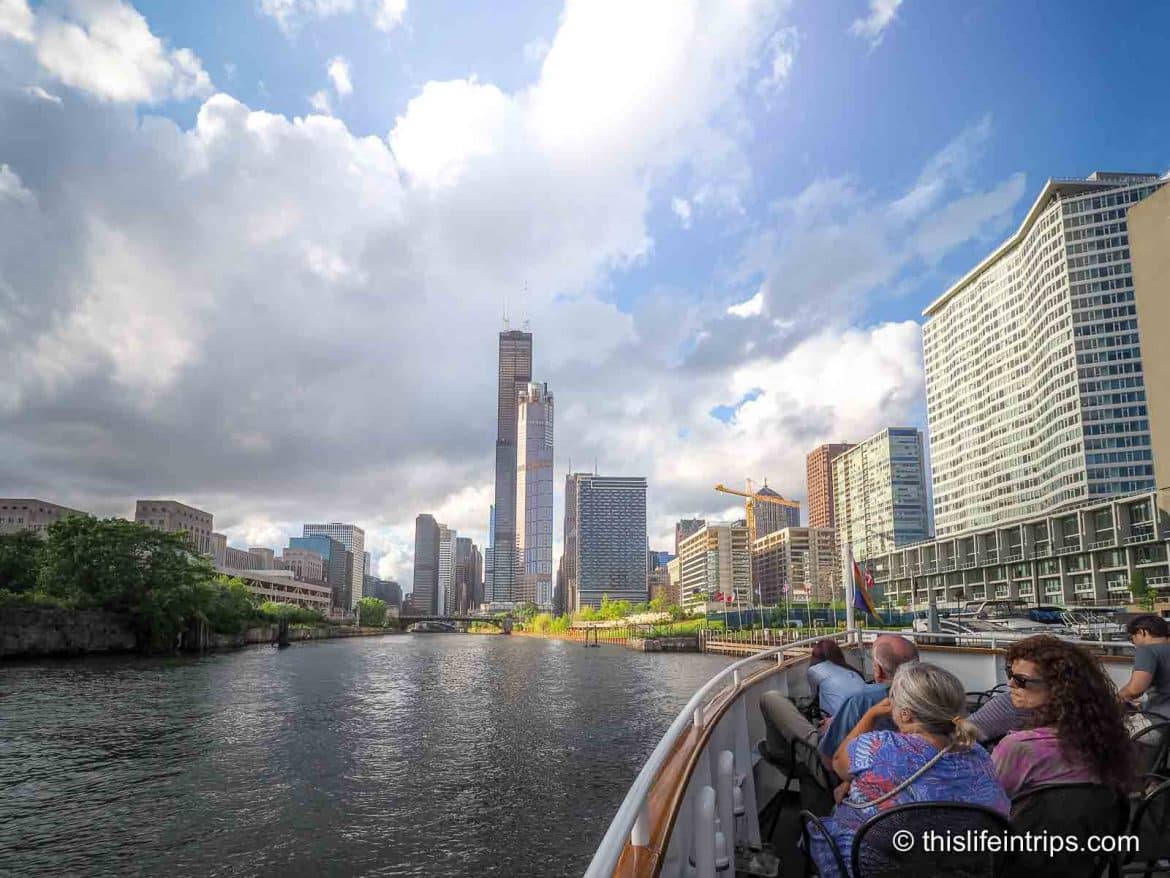 Chicago River Cruise Review - Chicago's First Lady Architecture Tour