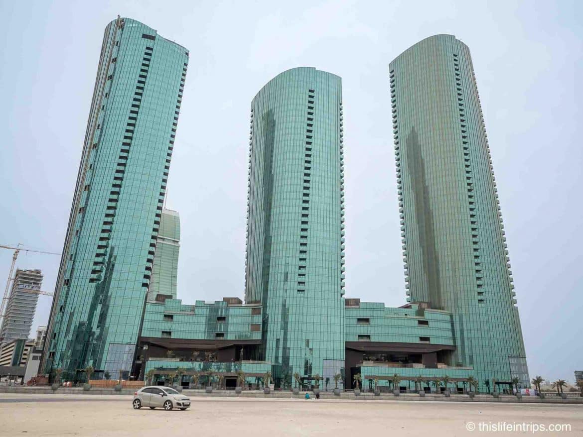 Bahrain Layover - Covering The Country Tip-to-Tip in Just 24 Hours