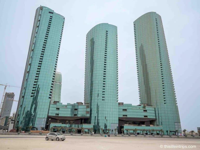 Bahrain Layover - Covering The Country Tip-to-Tip in Just 24 Hours