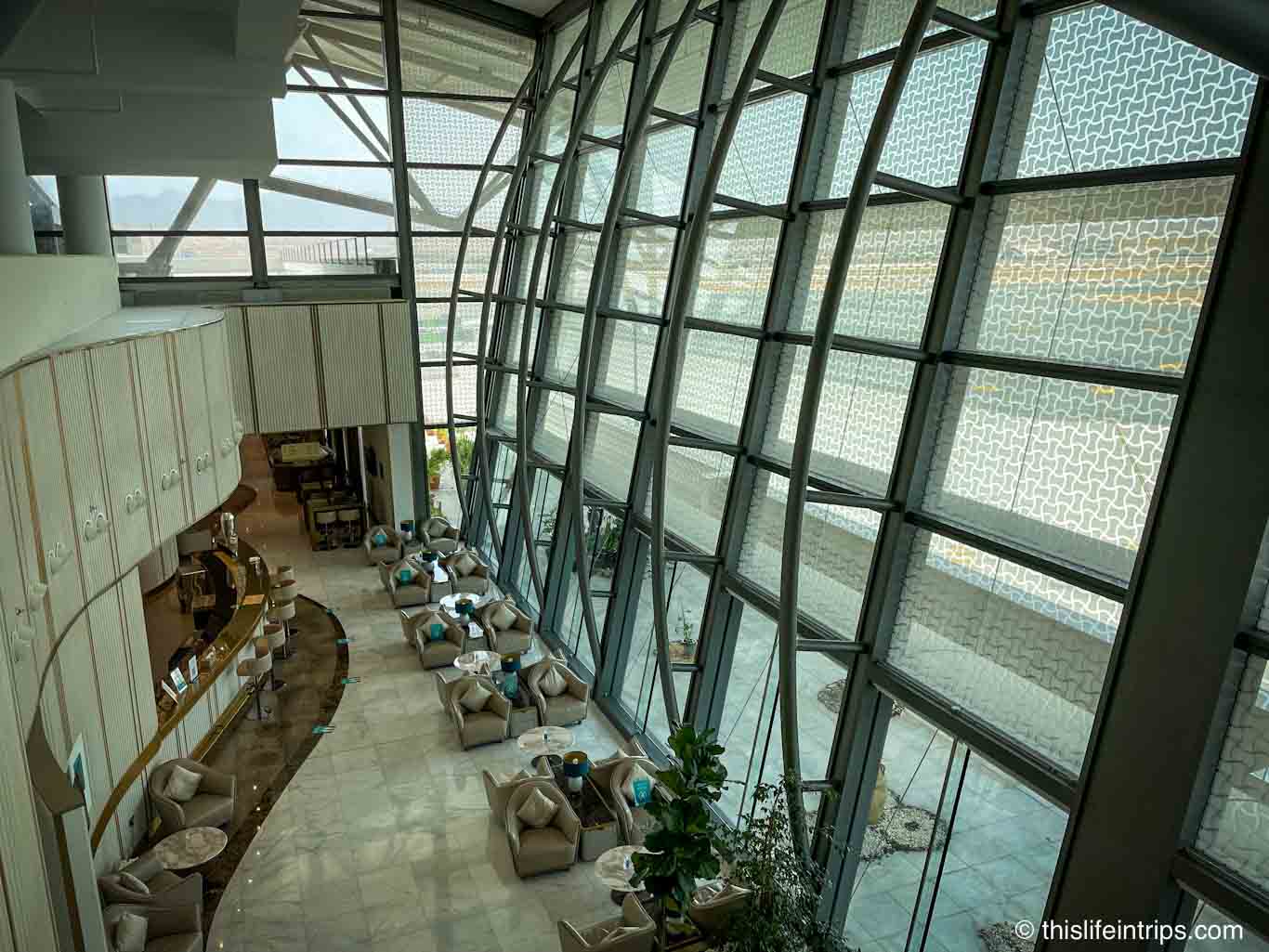 Oman Air Business Class Lounge Review – Muscat International Airport ...