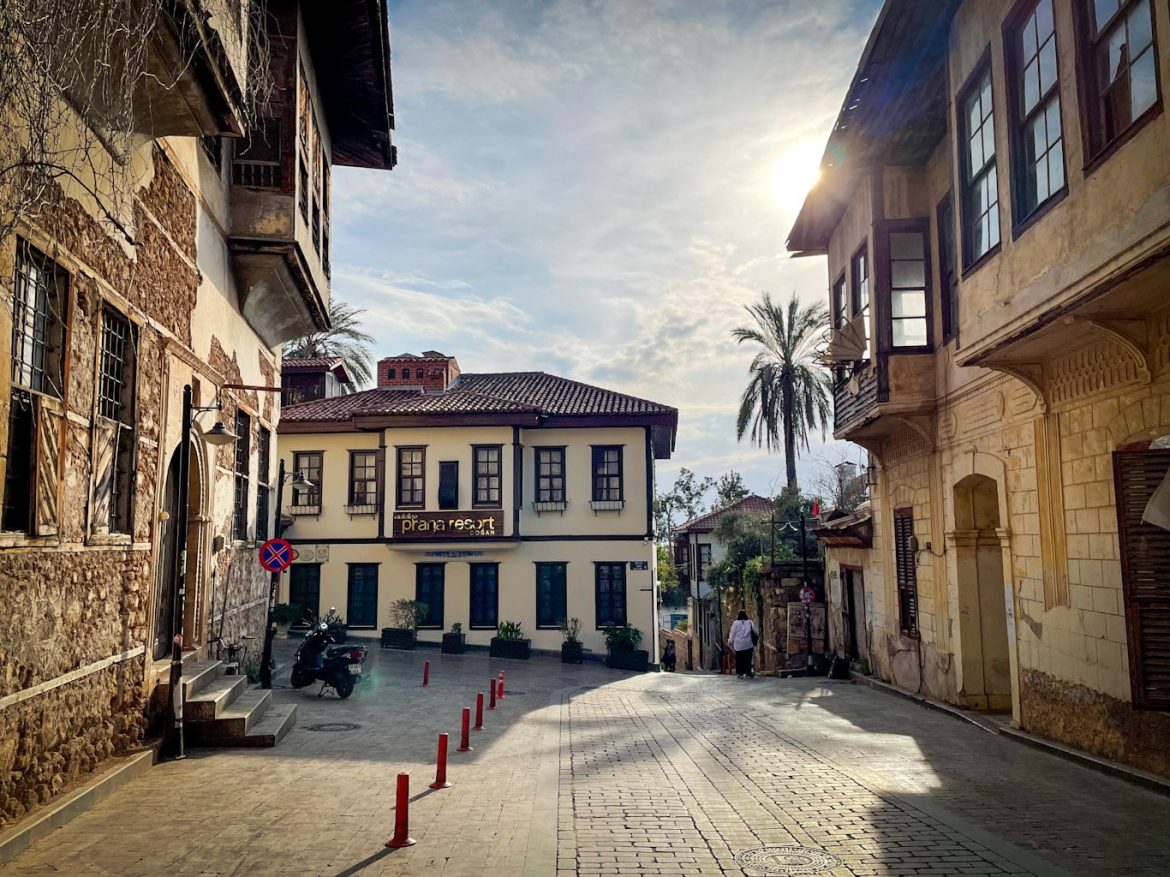 I Almost Went Full “White Lotus” at a Hotel in Turkey – This Life in Trips