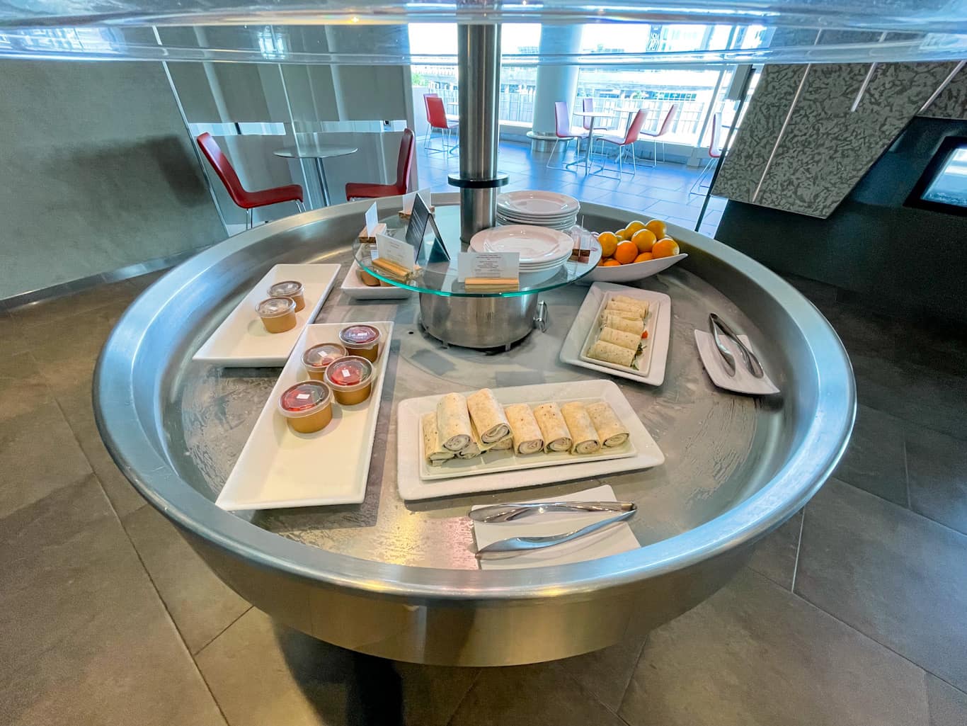 Air Canada Winnipeg Maple Leaf Lounge Review - YWG [2024]