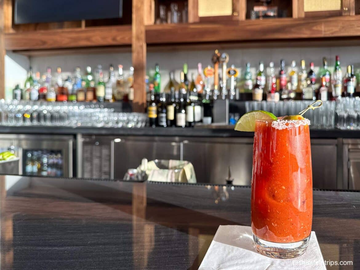 15 of the Best Airplane Cocktails You Can Make on a Plane