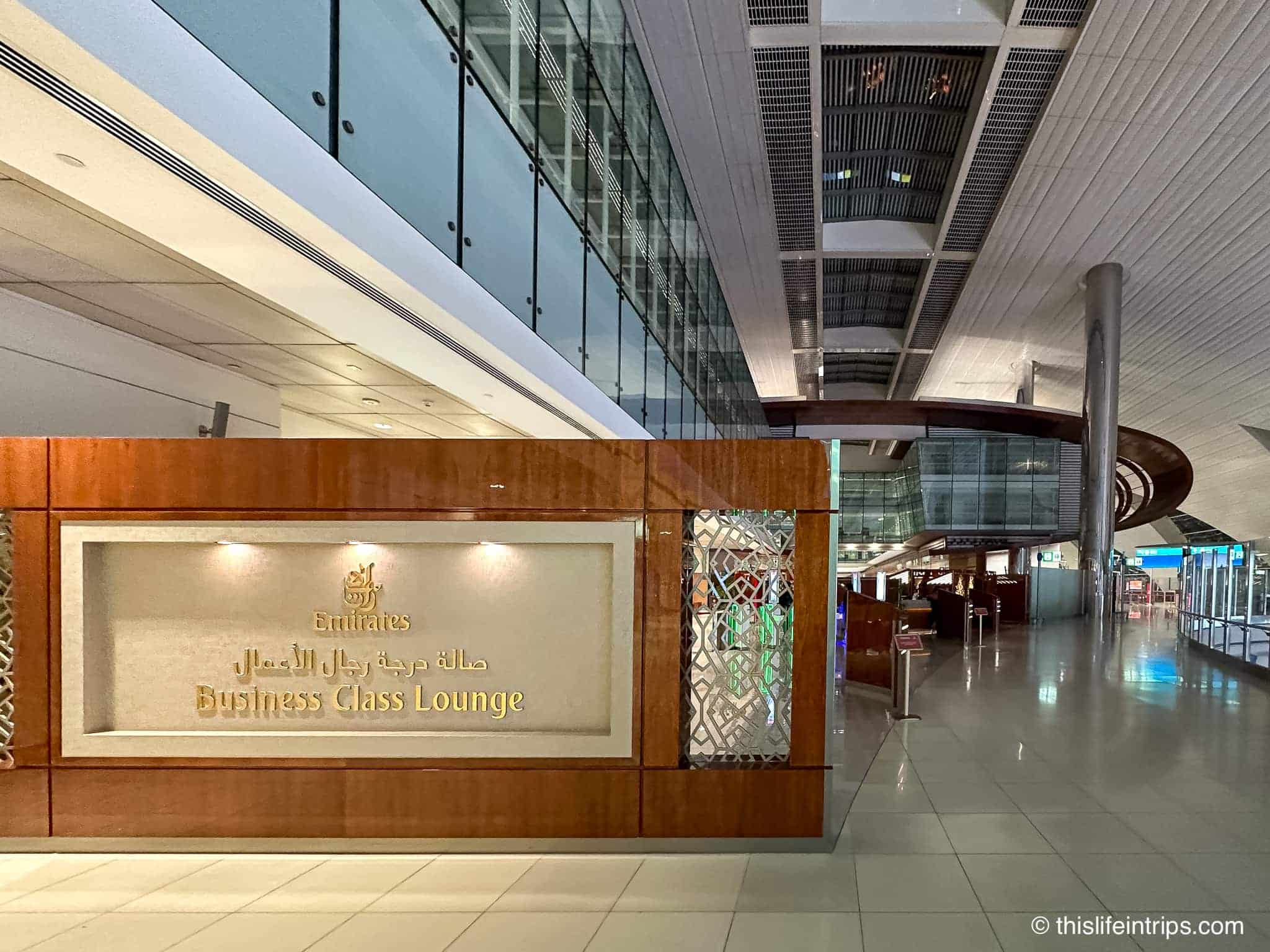 DXB Emirates Business Class Lounge Review - Dubai Terminal 3
