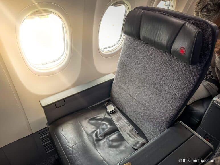 Air Canada 737 Max 8 Business Class Review - Almost Perfect