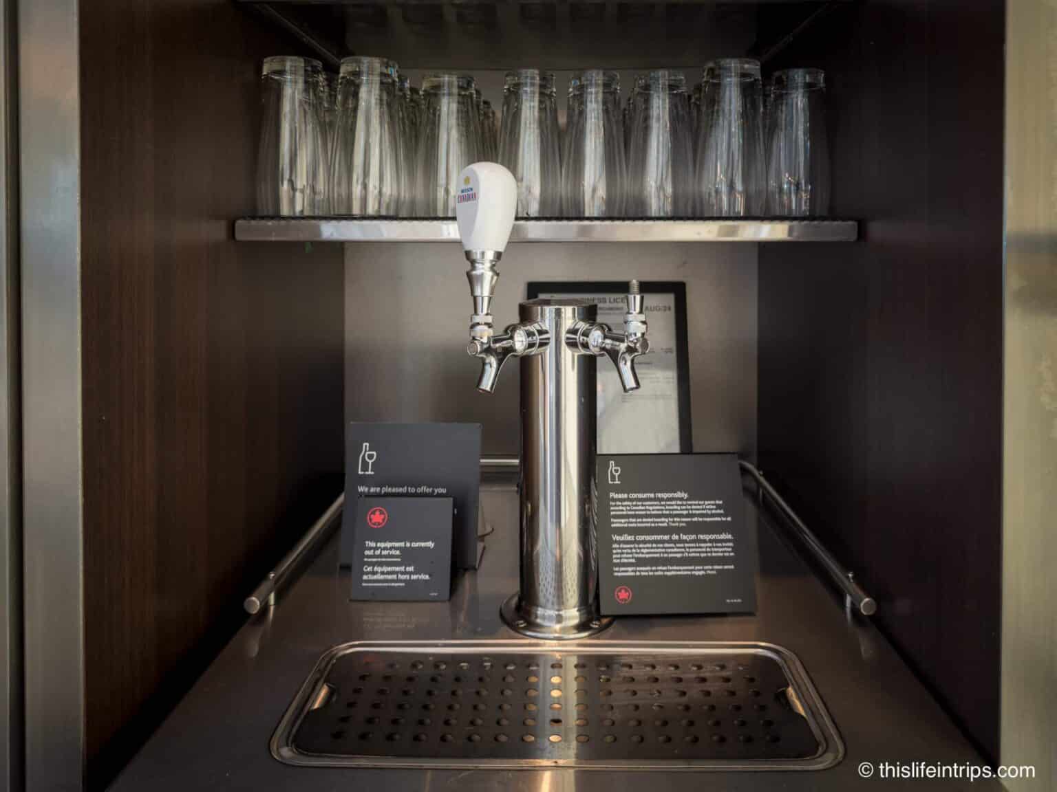 SFO Air Canada Lounge Review 2025 - Best Maple Leaf Lounge?